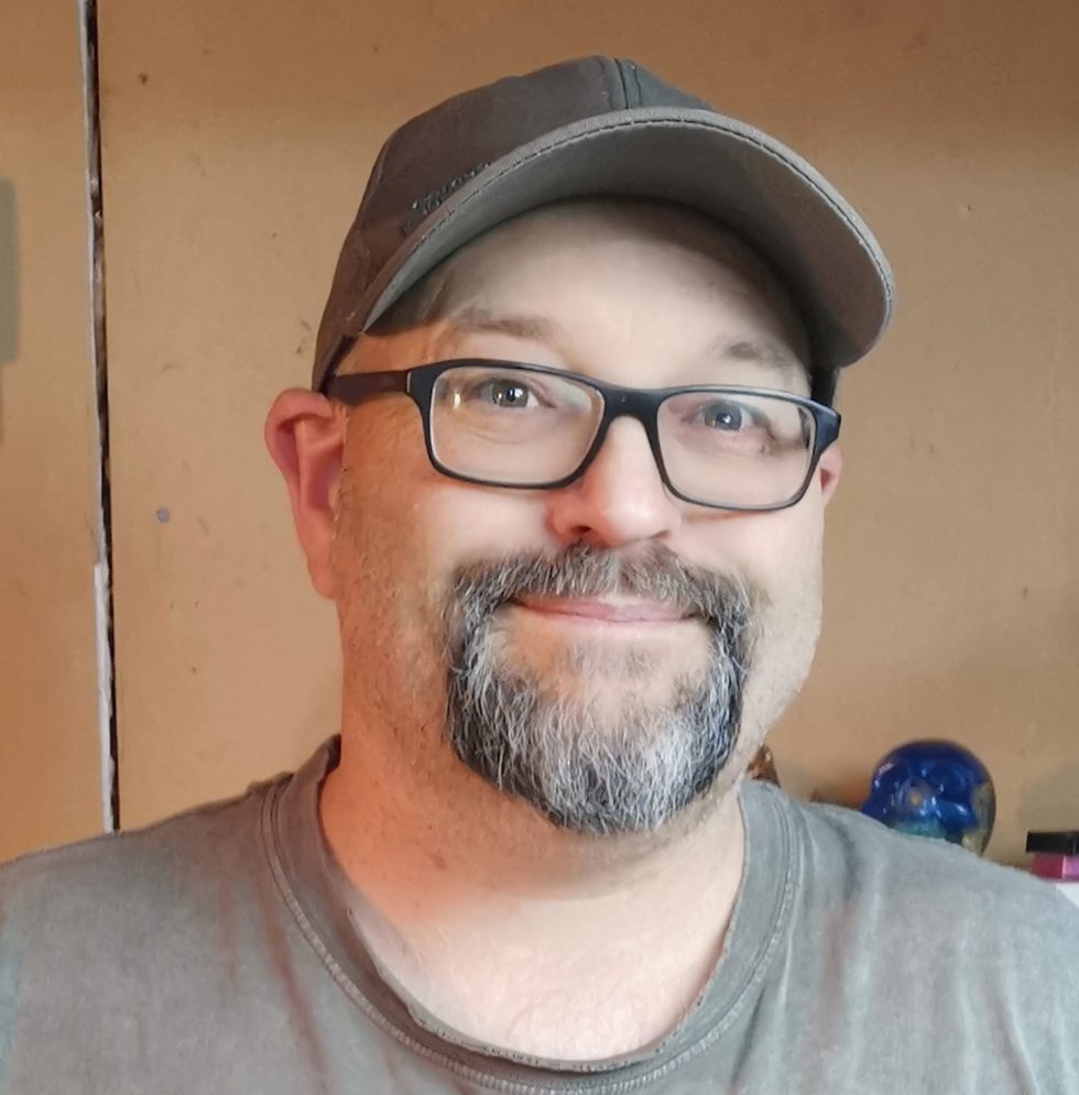 Resin Art Safety Guide: How to Create Stunning Artwork without ...